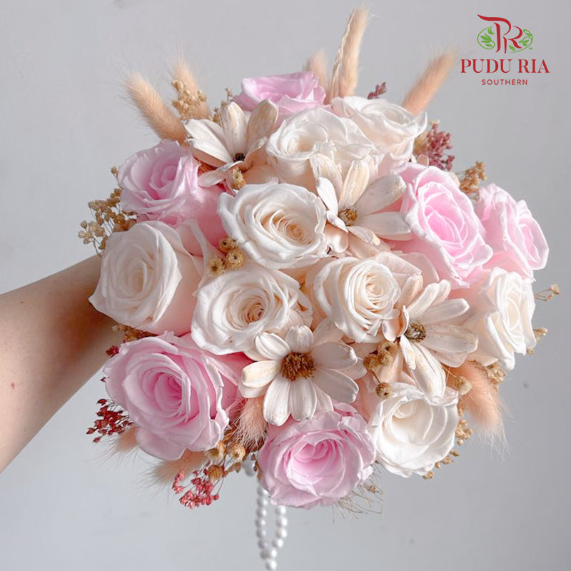Preserved Rose Wedding Bouquet - Wholesale flowers delivery in JB ...